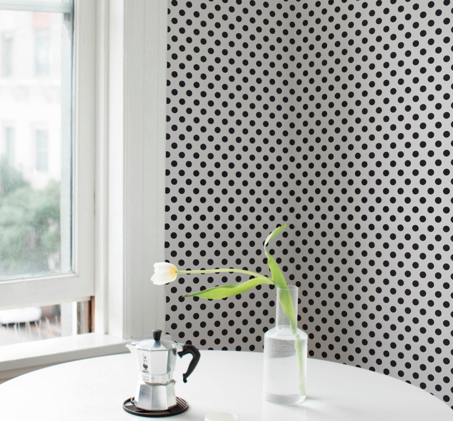 Cristina Buckley · Lady Wallpaper | socius design