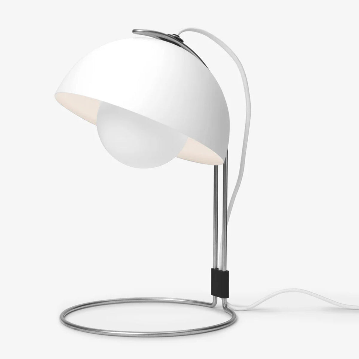 Flowerpot VP4 Table Lamp – socius design